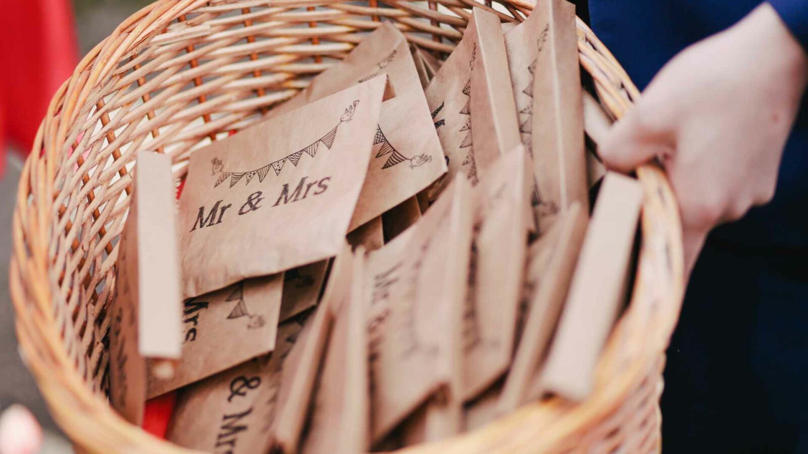How Do You Politely Remind Guests To Rsvp